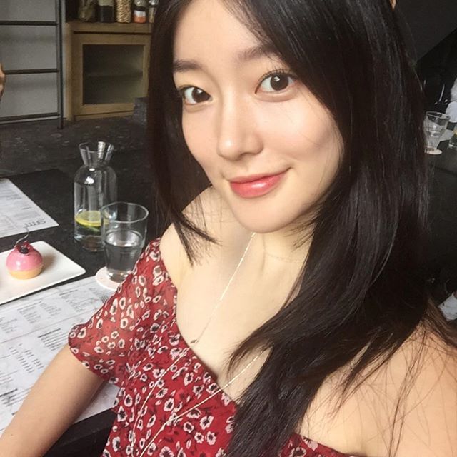 Who Is She? The Beauty Queen Mistaken For "Doona!" Actress Bae Suzy ...