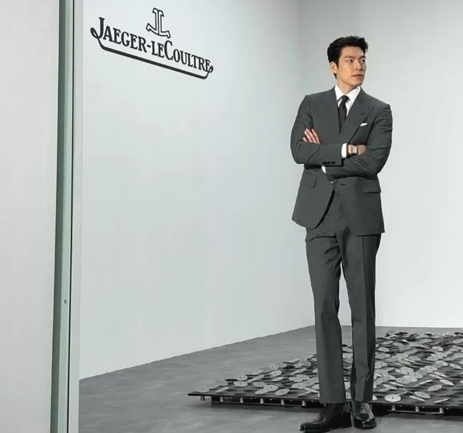 Actor Kim Woo Bin Is Back Looking Happier And More Dapper Than Ever At ...