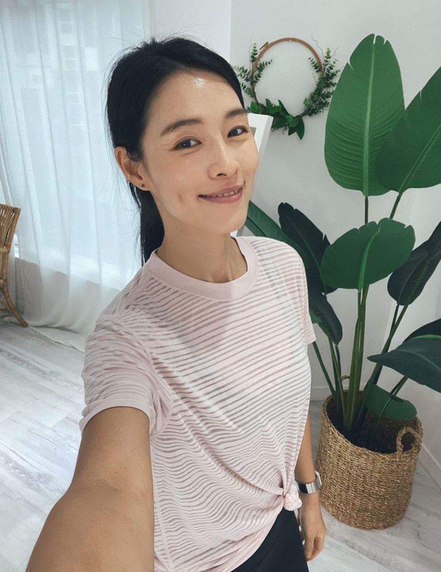 Former After School's Nana And Kahi Reunite In Adorable Selfies...Where ...