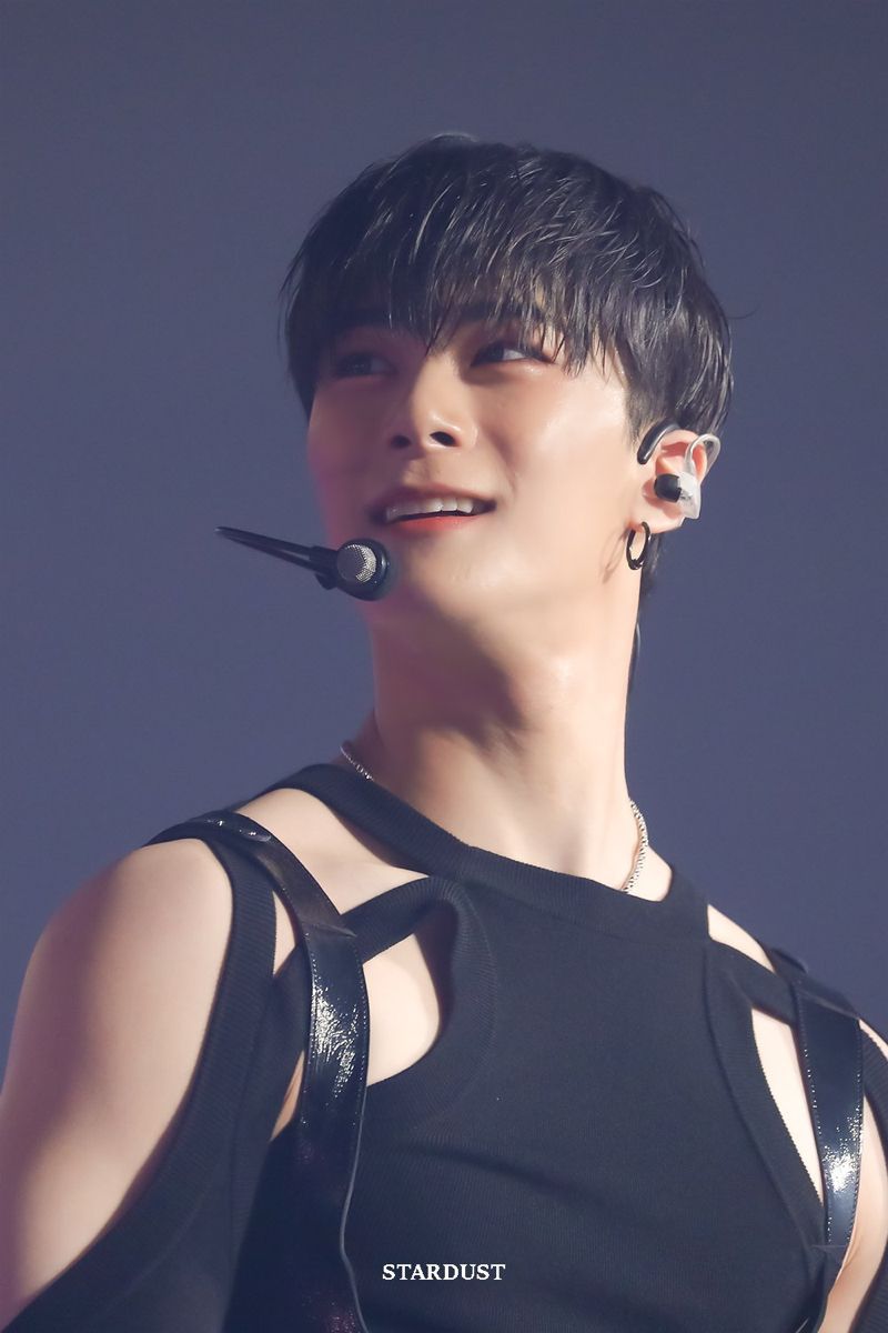 ASTRO's Moonbin's Drastic Transformation Proves He's Gorgeous At Any ...