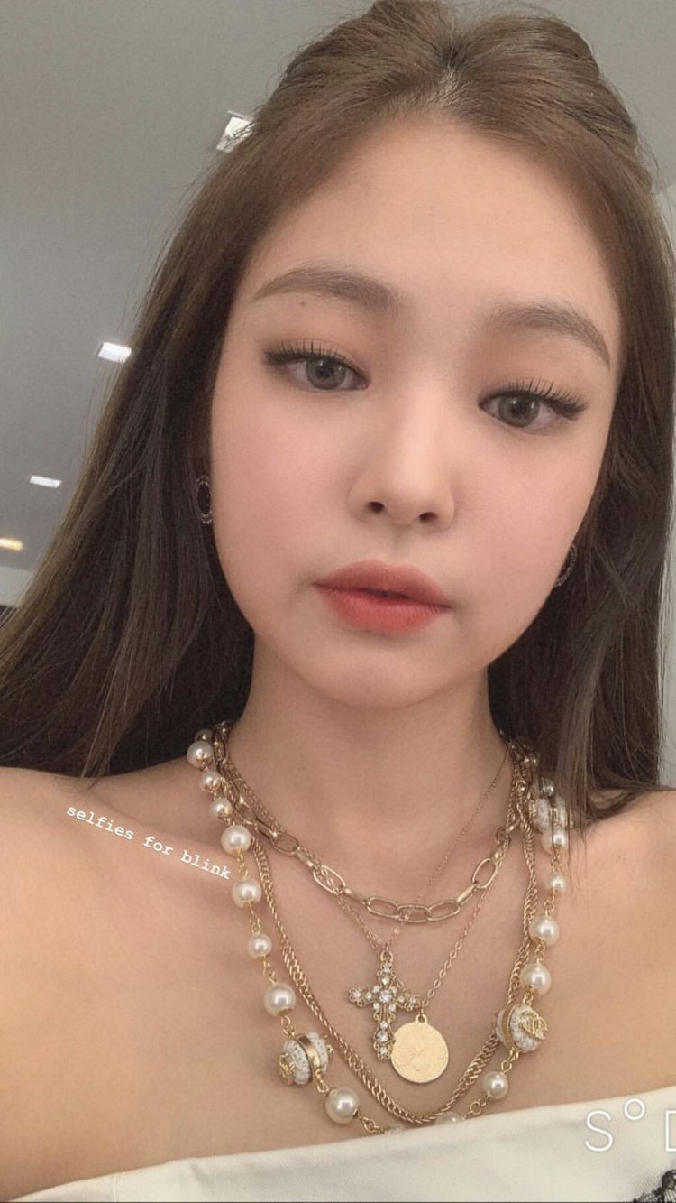 10 Close-ups Of BLACKPINK's Jennie We Don't Talk About Enough But ...