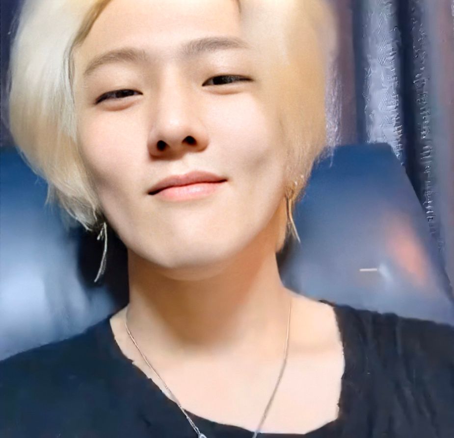 iKON's DK (Kim Donghyuk) Looks Absolutely Stunning As A Blonde - Koreaboo