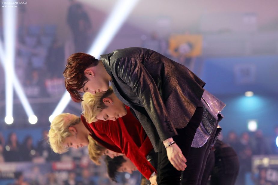 Top 30+ Fan Photos That Captured BTS's Unbreakable Friendship In 2018