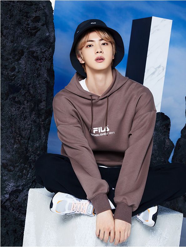 FILA KOREA Reveals Cool New HD Photos Of BTS For Their 2021 Fall ...