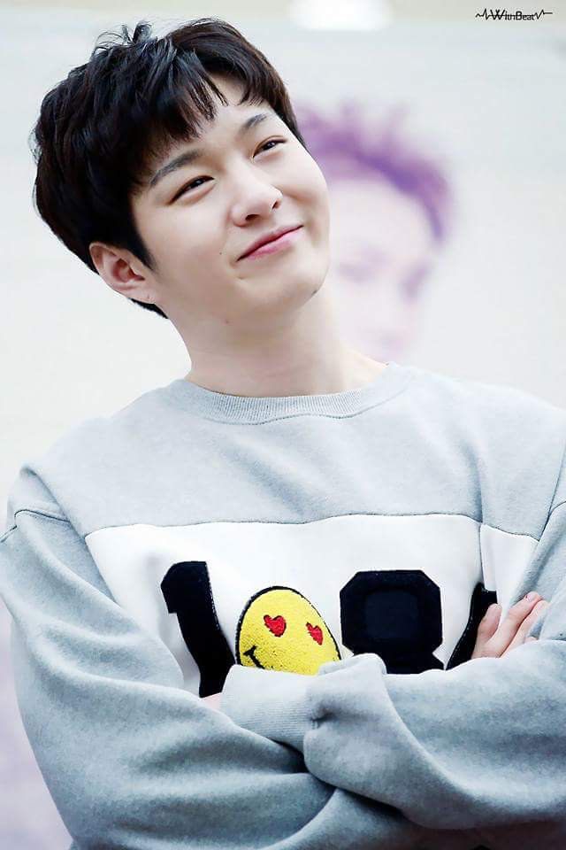 4 K-Pop Idols Whose True Personality Got Revealed When They Thought ...