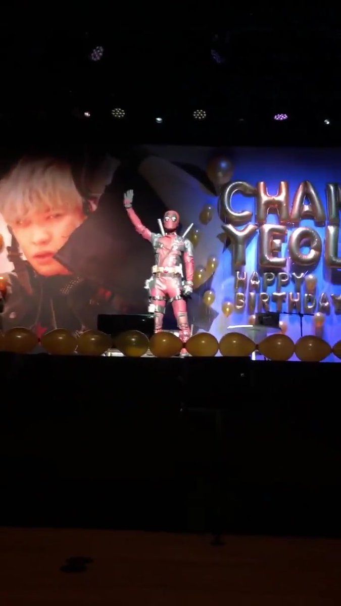 EXO's Chanyeol Finally Got To Wear His Deadpool Halloween Costume