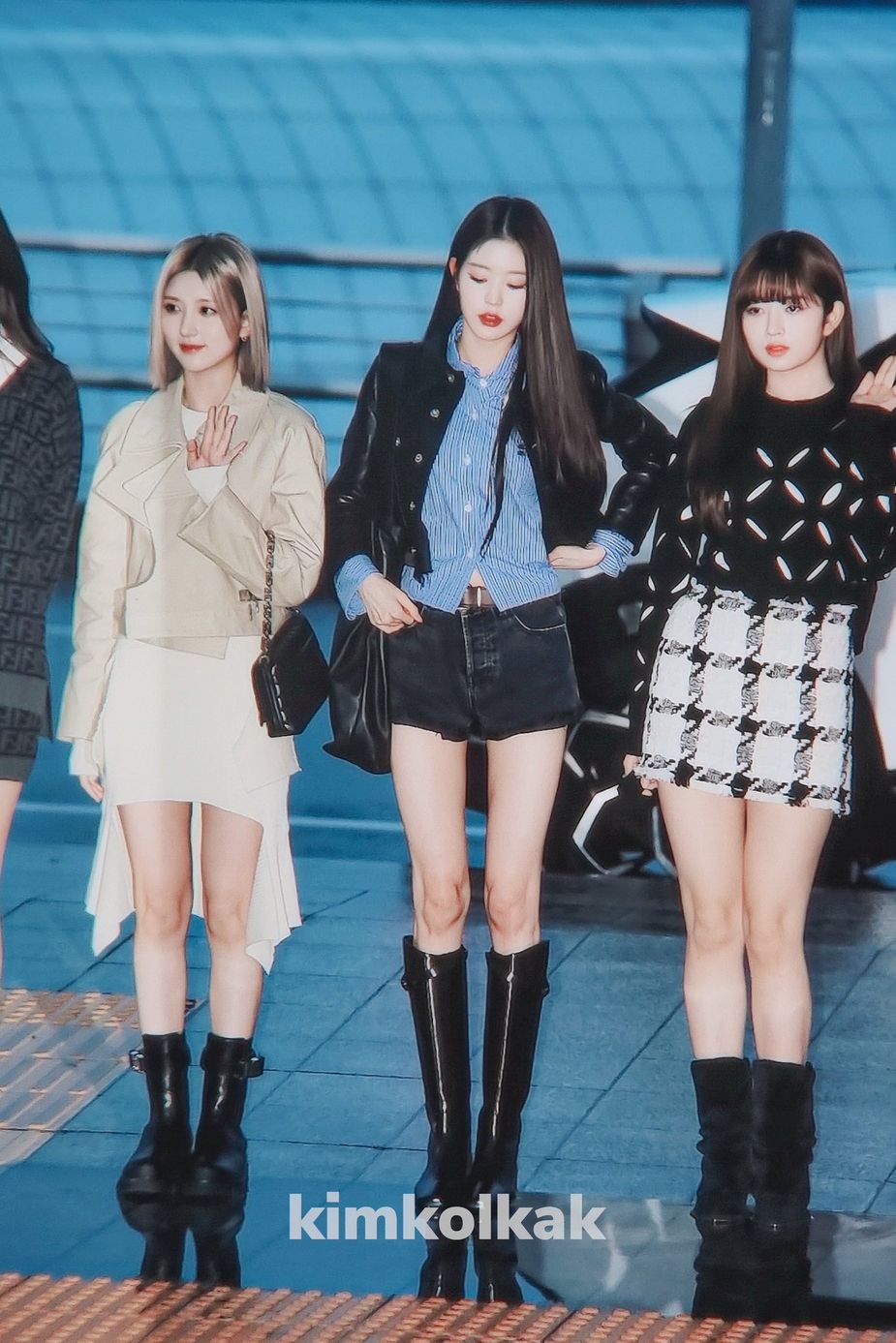 IVE's Jang Wonyoung Stuns Once Again With Unreal Body Proportions - Koreaboo