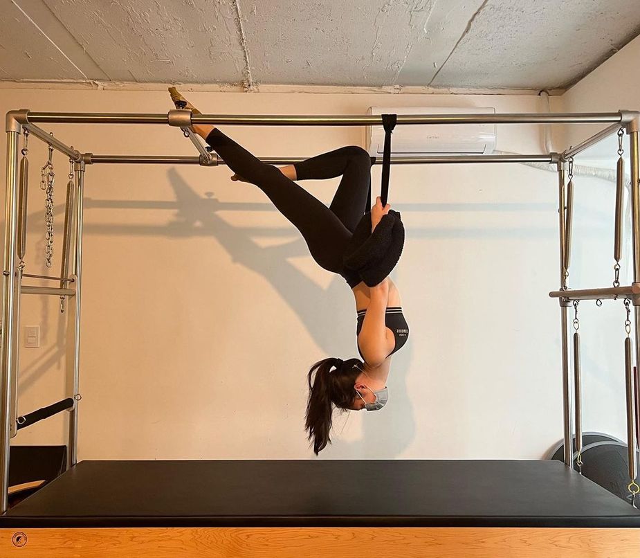 BLACKPINK's Jennie Shows Off Incredible Strength And Flexibility In New ...