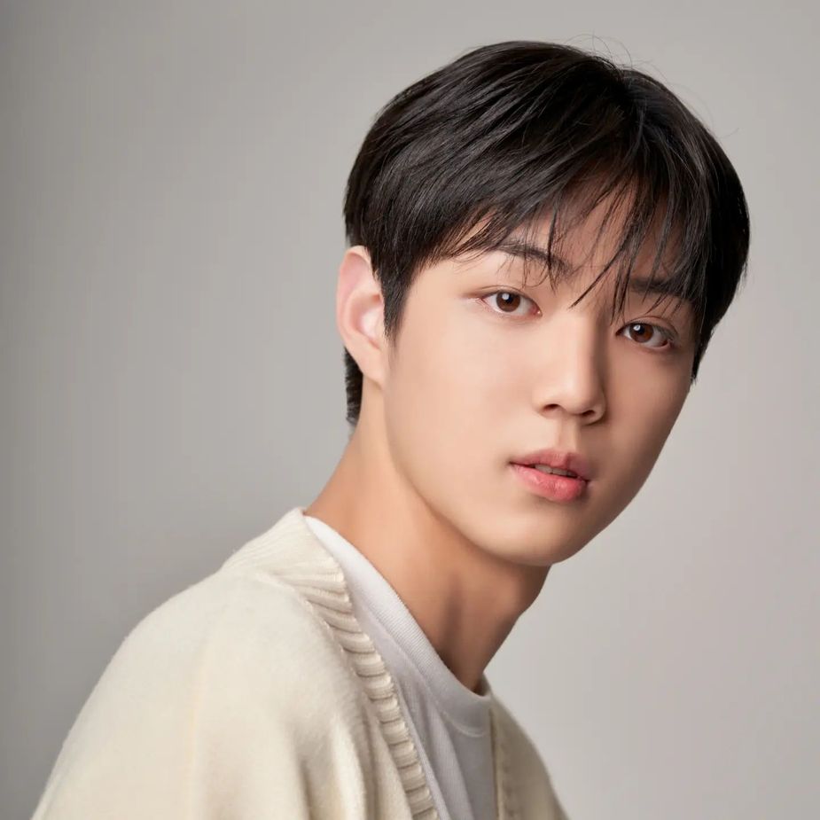 Teen Actor From "The World Of The Married" Shows A Dramatic ...