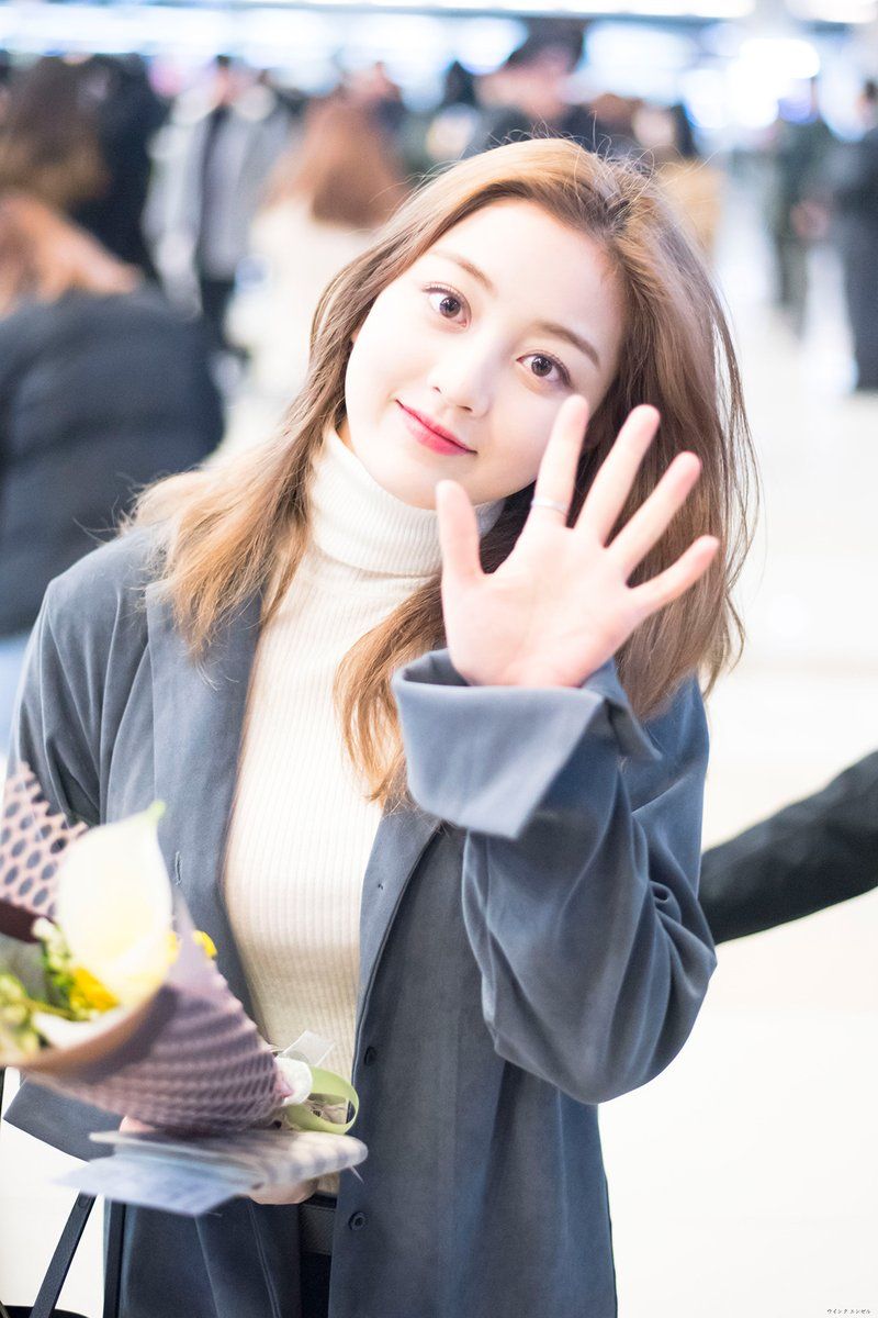 5 Stylish Ways To Dress Like TWICE's Jihyo On Her Most Casual Days ...