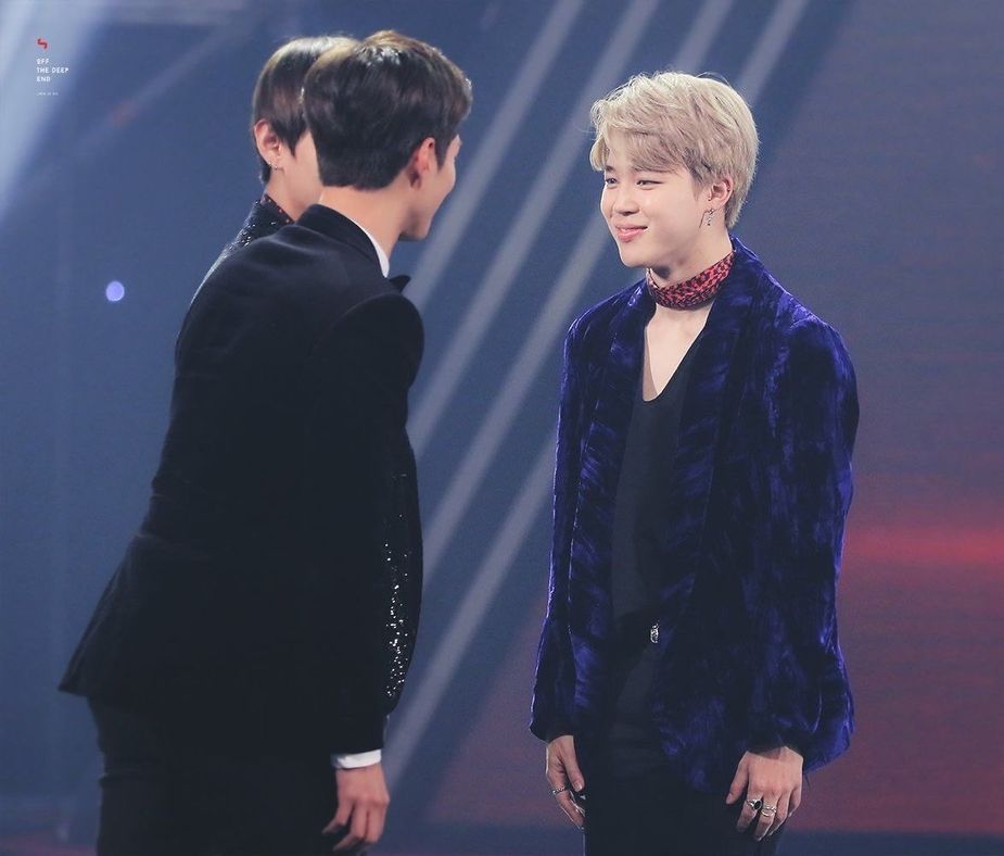BTS's Jimin Has A Signature "I'm Nervous" Pose — Here's Who Got The ...