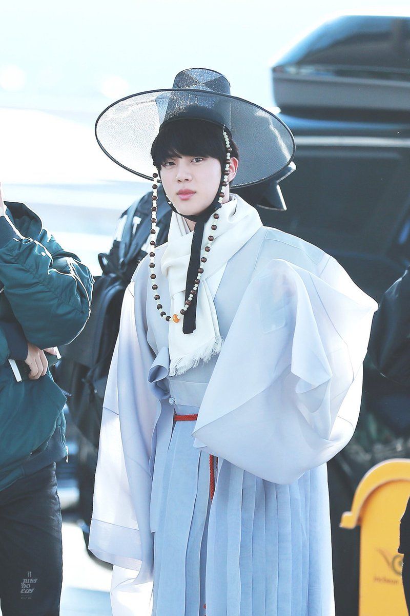 10 Times BTS Shook Us With Their GORGEOUS Hanbok-Clad Selves - Koreaboo
