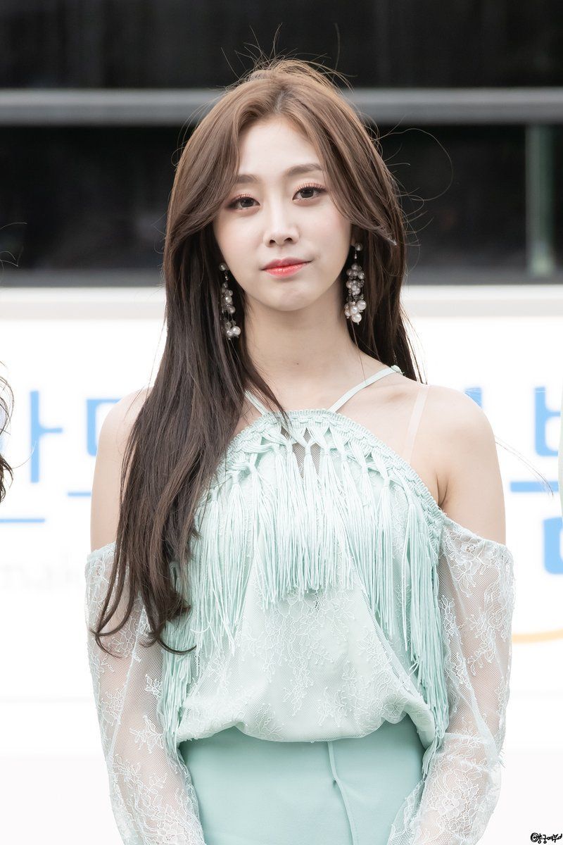 Here Are 6 Stunning K-Pop Idols Who All Share The Name "Jisoo" - Koreaboo