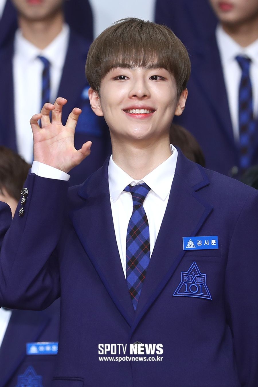 A Produce X 101 Trainee Is Gaining Attention Online For Looking Like ...