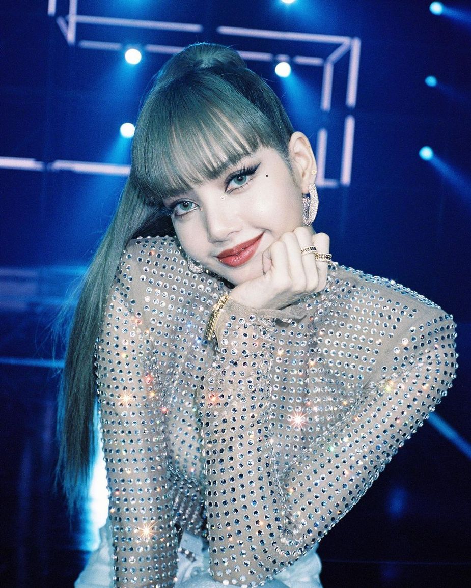 BLACKPINK's Lisa Is Voted As The Most Beautiful Face Of 2021 By TC ...