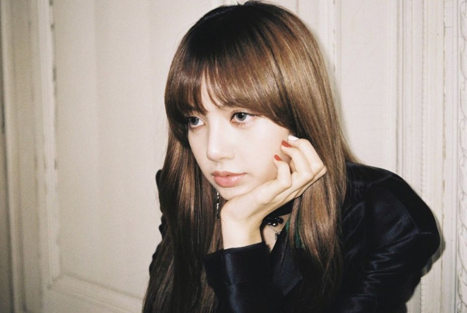 15 Times BLACKPINK Lisa's Round Eyes & Full Lips Proved She's Earned ...