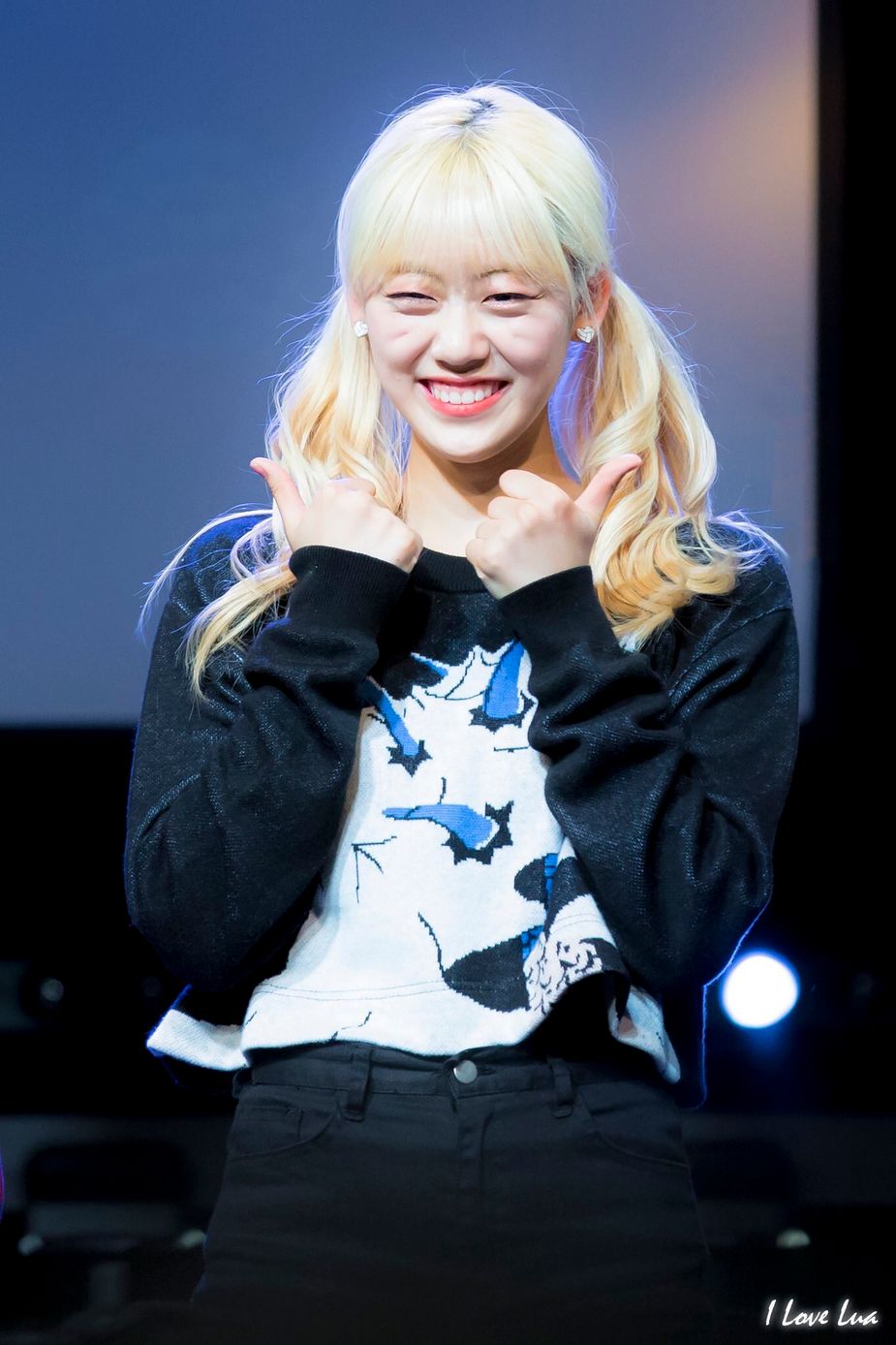 Fans Going Mad Over This Rookie Idol's Rare Dimples - Koreaboo