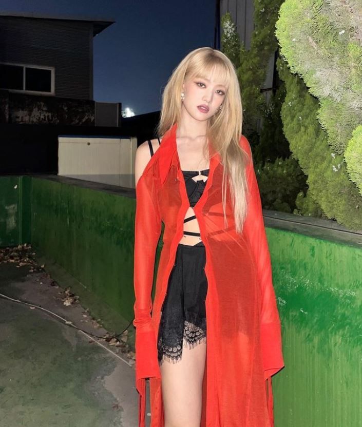 (G)I-DLE's Minnie Confidently Joins The "Visible Underwear" Trend For ...