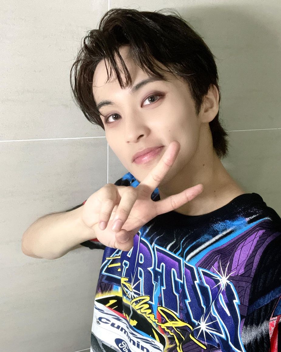 NCT’s Mark Becomes Brand Ambassador For Polo Ralph Lauren, Gaining ...