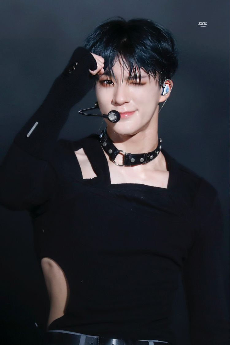 NCT DREAM's Jeno Drives Fans Crazy In A Sexy Backless Shirt - Koreaboo