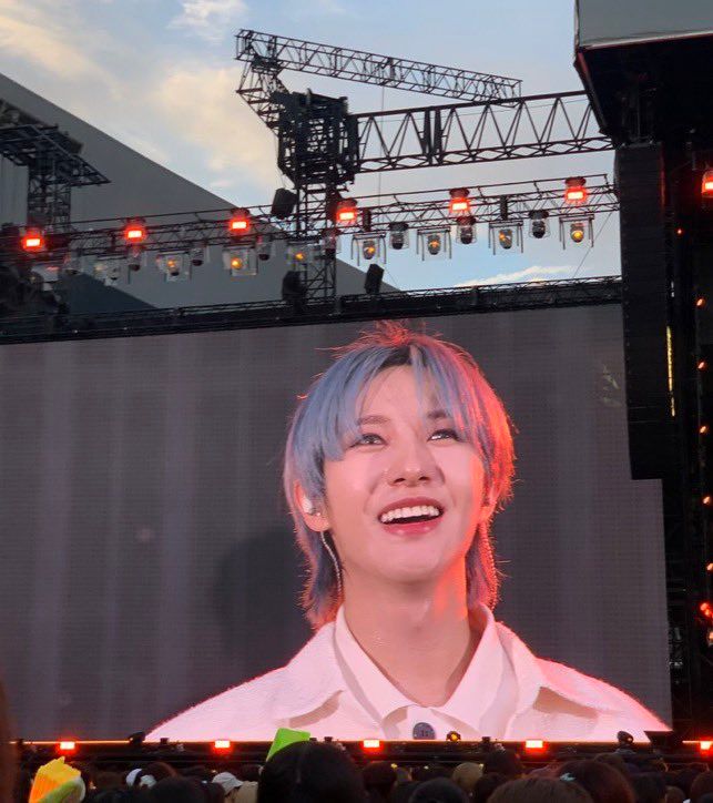 NCT's Renjun Debuts A Stunning New Hair Color For Their Japan Concert ...