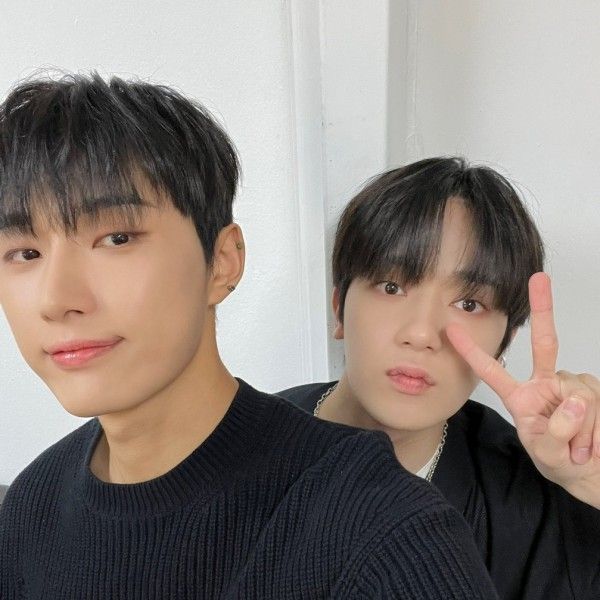 Production Company For OMEGA X's Jaehan And Yechan's BL Drama "A Shoulder To Cry On" Releases ...