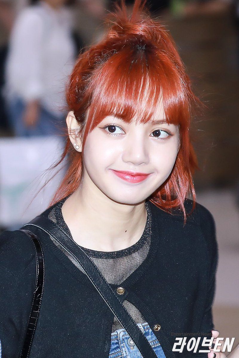 25 Times BLACKPINK's Lisa Blinded Us With Her Beauty - Koreaboo