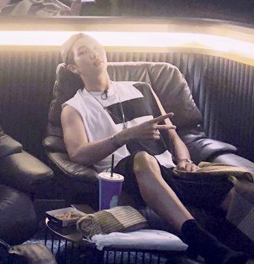 RM Showed His Arm Muscles Again, Now Fans Can't Keep It Together