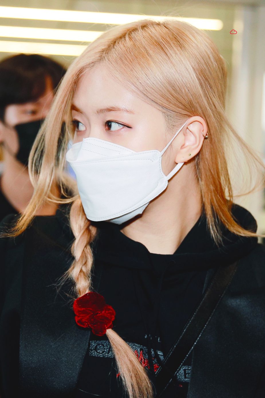 10+ Times BLACKPINK's Beauty Could Not Be Hidden When They Wore Face ...