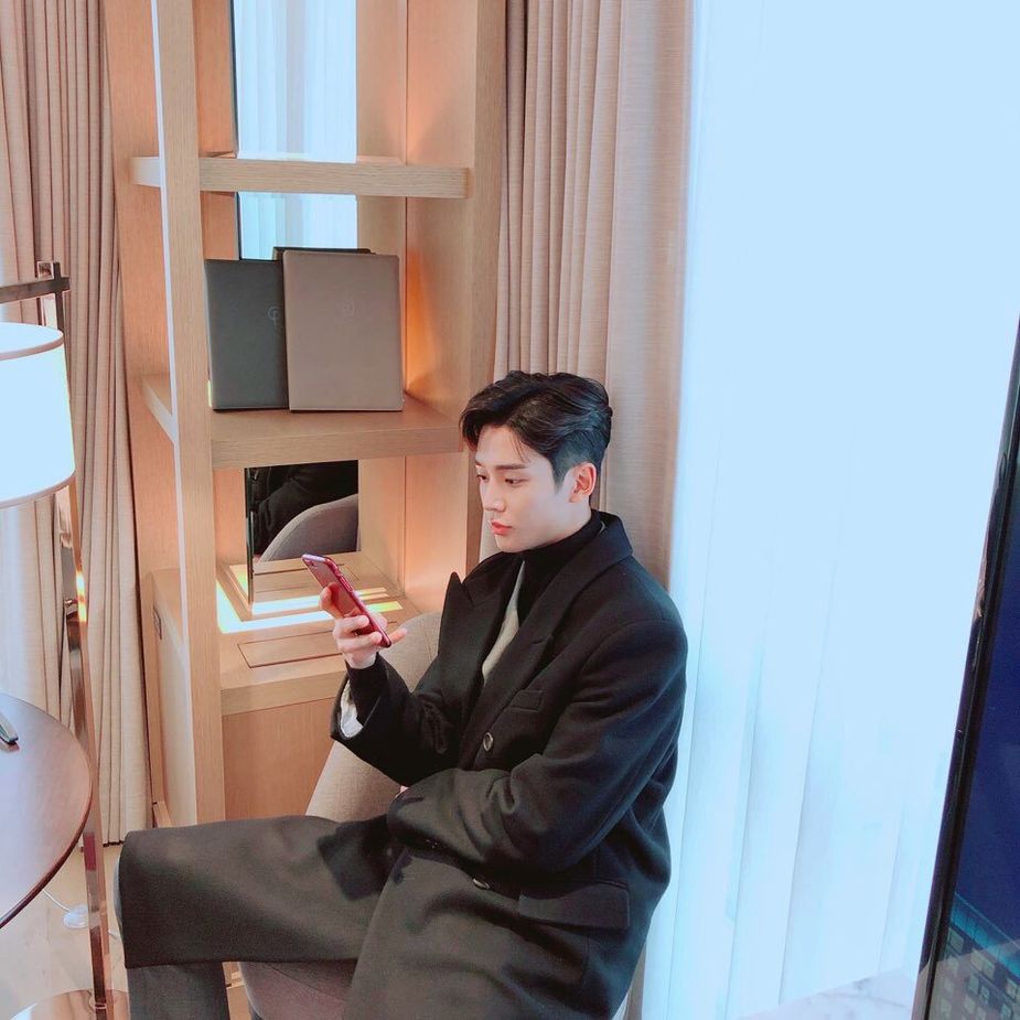 People Are Loving SF9 Rowoon's Everyday Fashion - Koreaboo