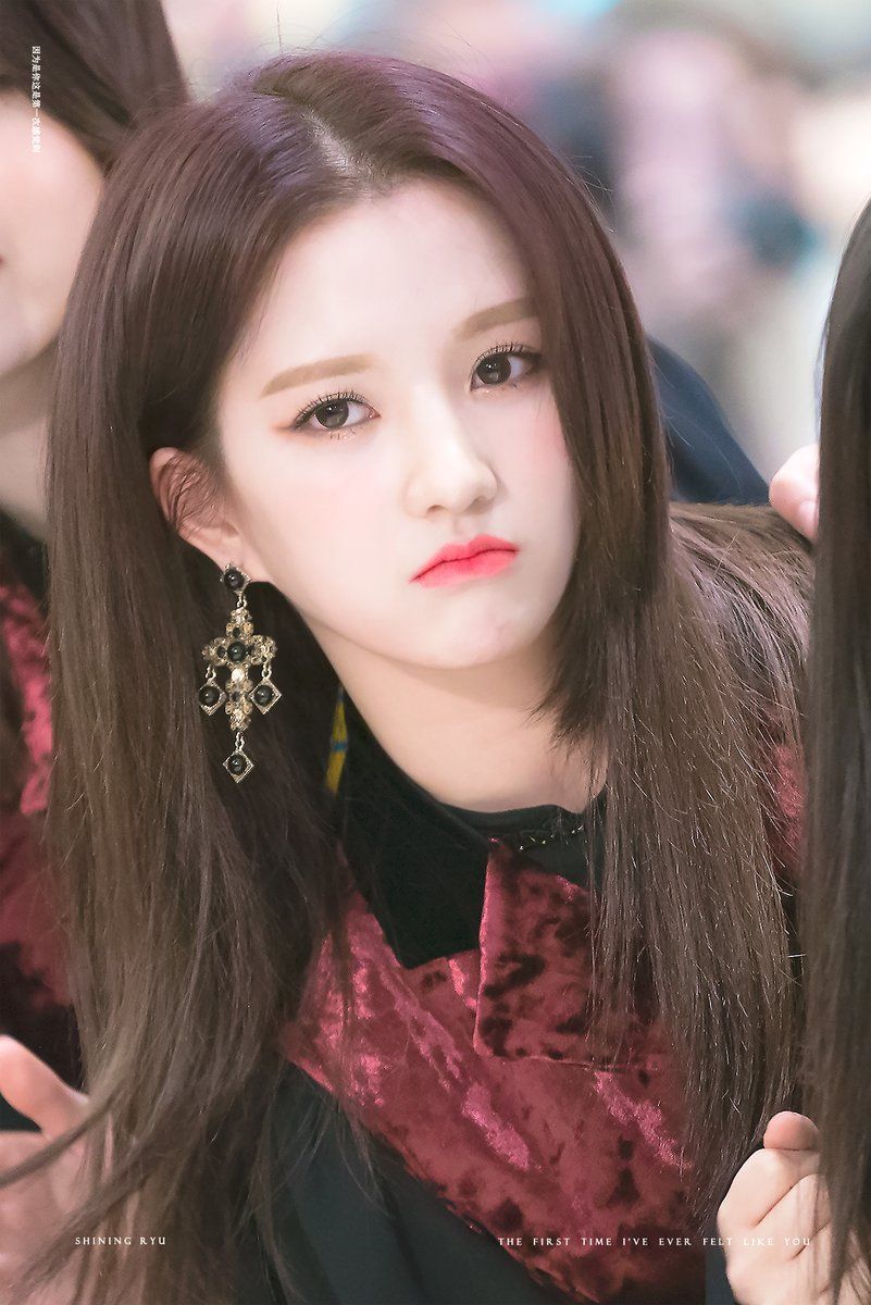 Gugudan's Sally Claims Her Agency Kicked Her out and Told Her to Never ...