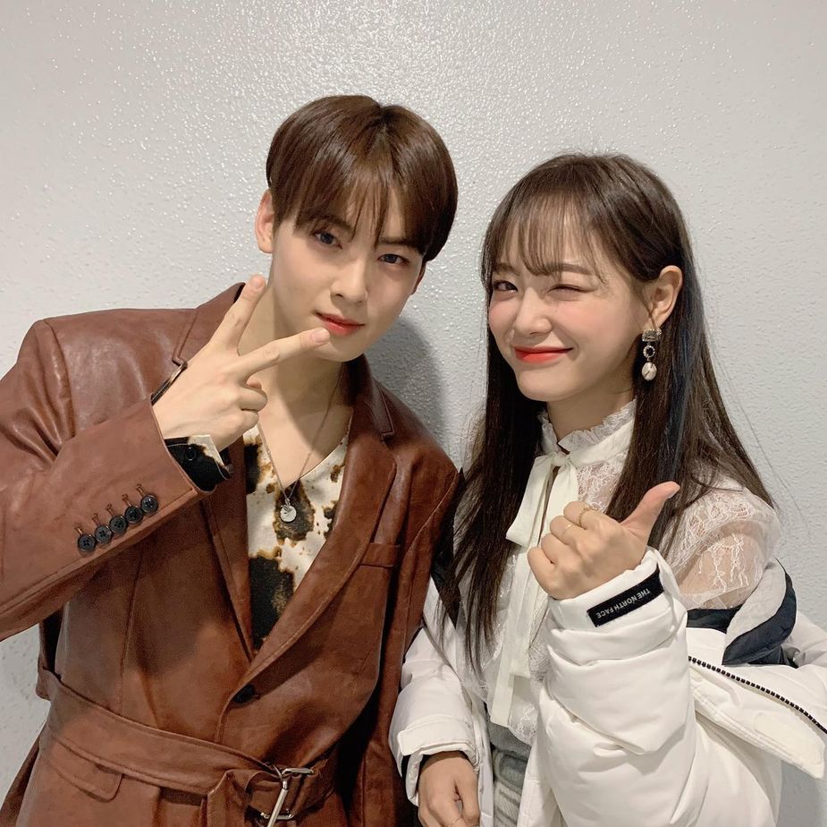 Gugudan's Sejeong Reminds Everyone She And ASTRO's Cha Eunwoo Are Friendship Goals In New Post ...