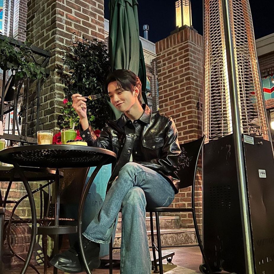 SEVENTEEN Joshua's Wise Advice About Living Life Without Any Regrets ...