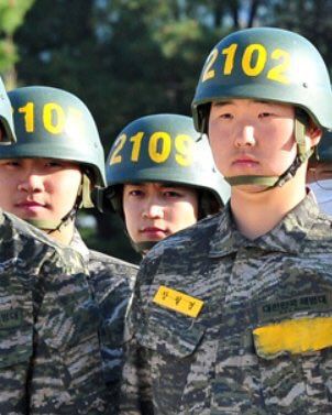 New Photos Of SHINee's Minho In The Military Show How He's Changed ...