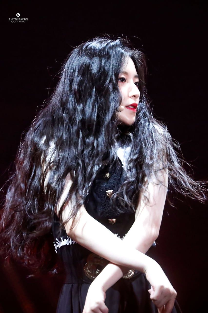20 Times (G)I-DLE's Shuhua Proved She Doesn't Need Dye To Make Her Hair ...
