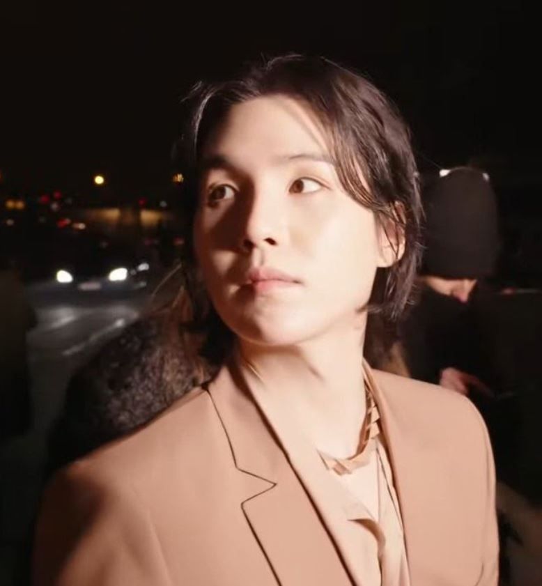 BTS's Suga Is Gaining Attention For His Iconic Reactions To Models Wearing Extremely Risqué ...