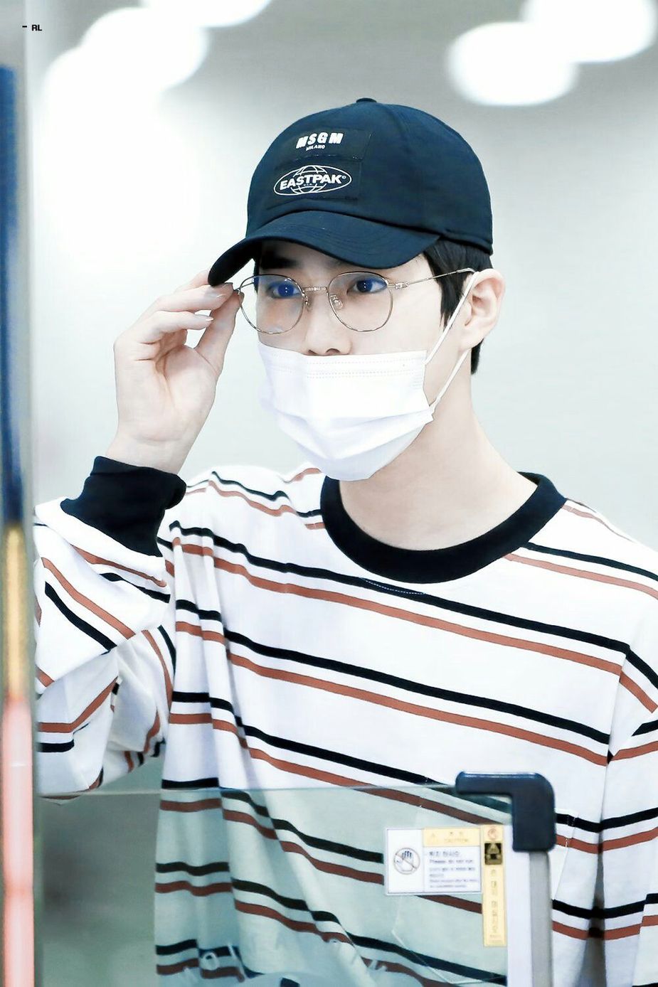 These 25 Photos Prove EXO's Suho Is A Visual Genius - Koreaboo