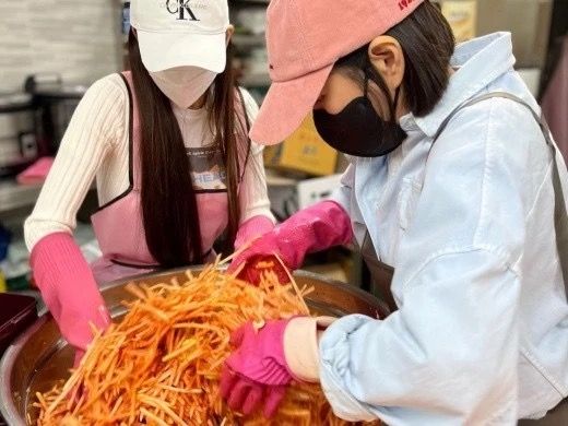 Influencer Song Ji A From Netflix's "Single's Inferno" Re-emerges After ...