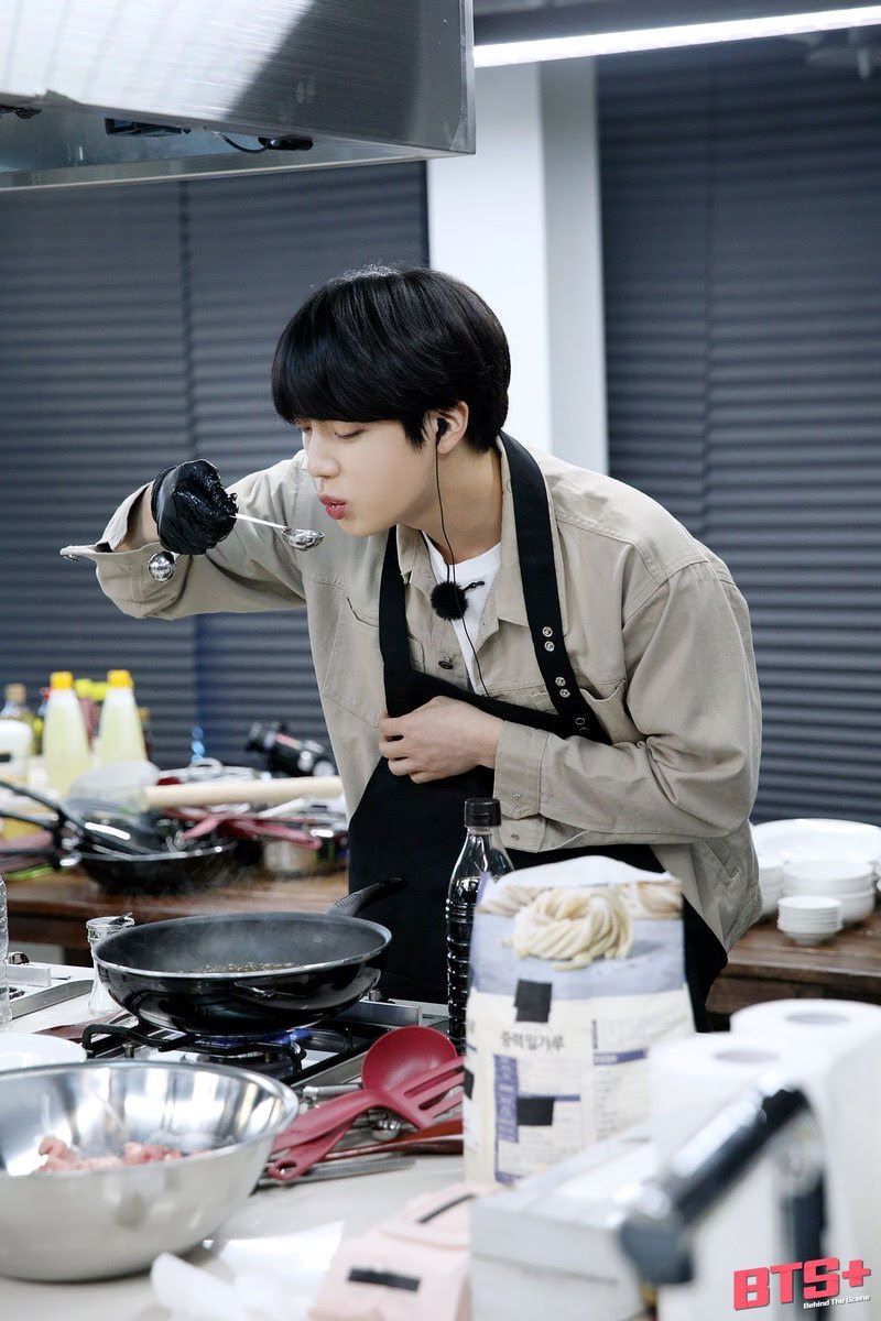 BTS's Jin Proves He Can literally Do Everything In His Cooking Lesson ...