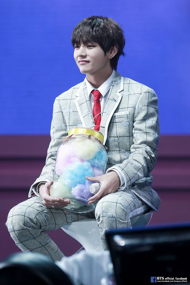 13 Of BTS V's Most Fashionable Outfits Of 2018 So Far