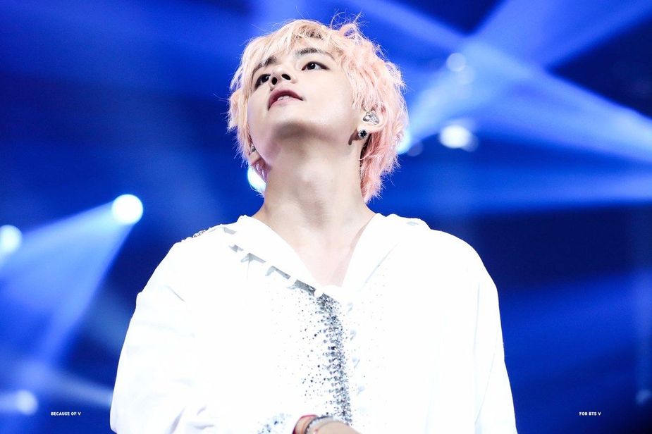BTS's V Doesn't Mind Having His Fan Cams Photograph Him From This Angle ...