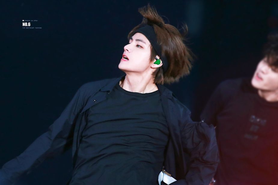 BTS's V Has Everyone Going Crazy Over How Good-Looking He Is - Koreaboo