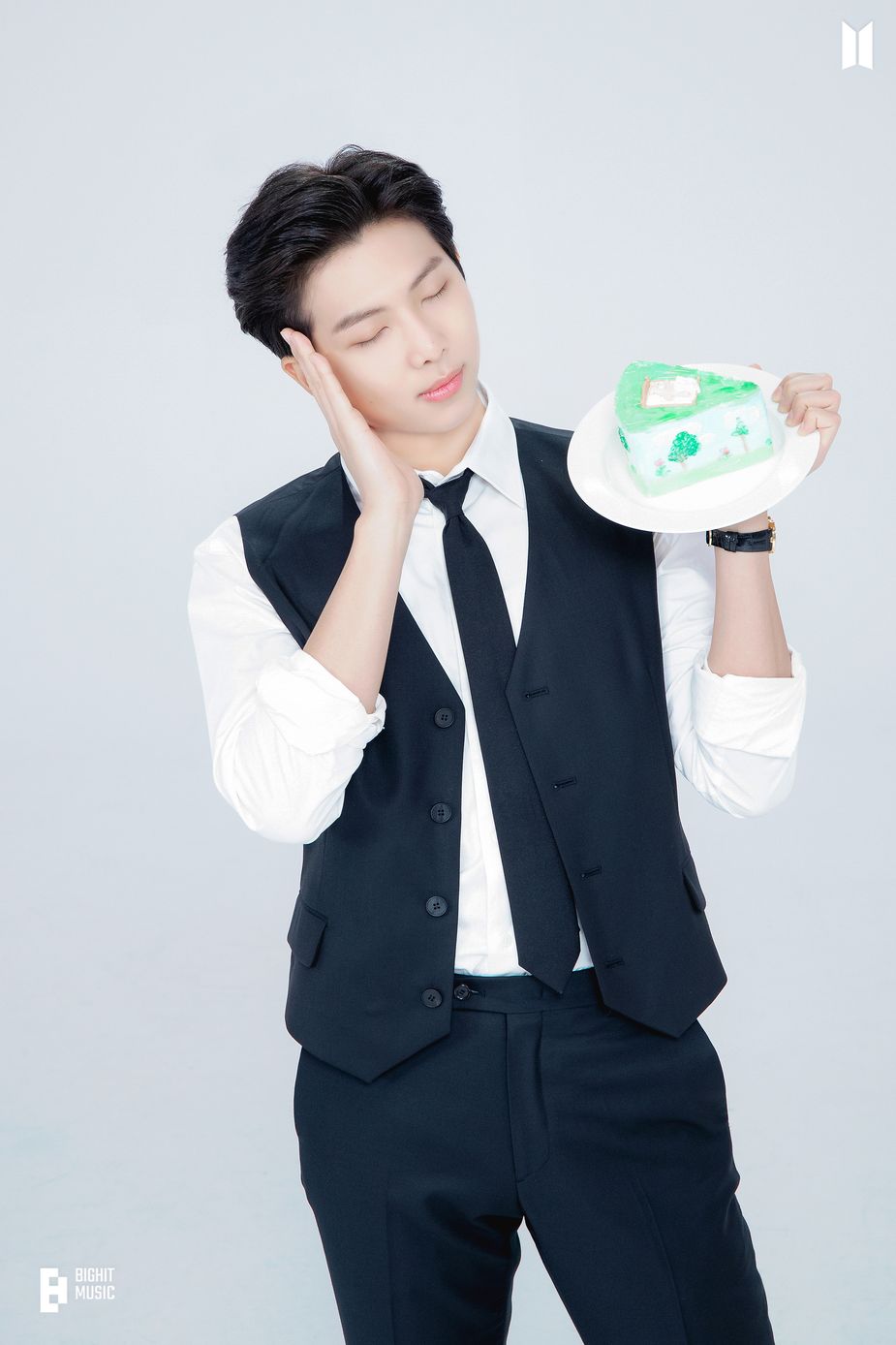 BIGHIT MUSIC Releases 10+ Photos Of BTS's RM From Throughout The Past ...