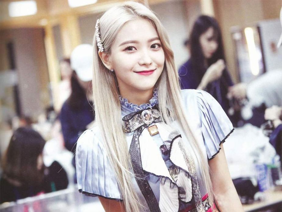 ReVeluvs Have Been Trying To Choose Yeri's Most Iconic Style, And It's ...