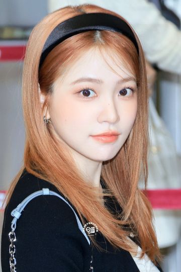 Netizens Believe Red Velvet's Yeri Entered A “Legendary” Visual Phase ...