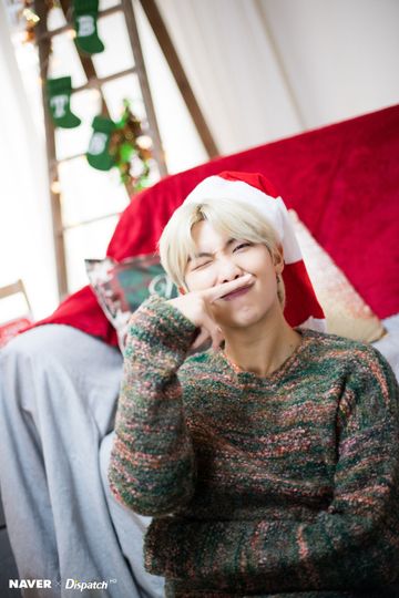 Here Are 10+ Christmas Photos Of BTS To Get You In The Holiday Spirit ...