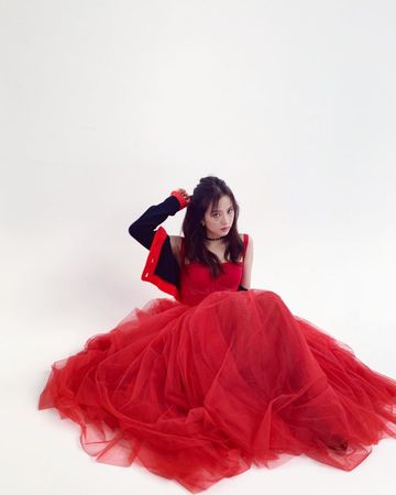 10+ Times BLACKPINK's Jisoo Served Powerful And Sexy Visuals In Red ...