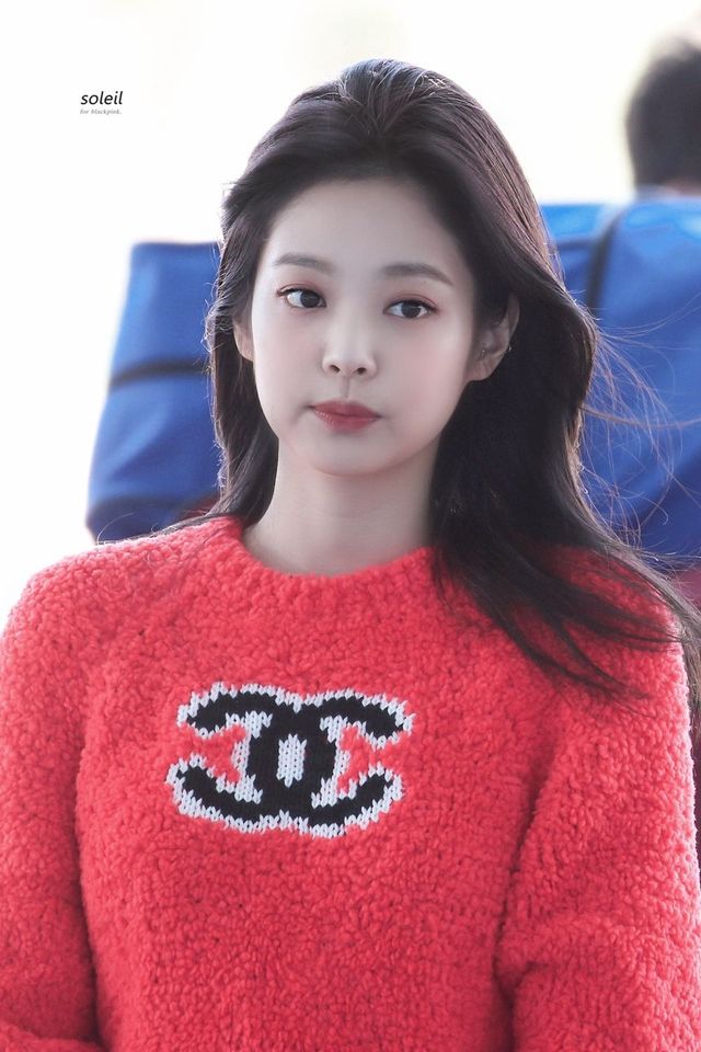 20 Times BLACKPINK's Jennie Proved She Has The Cutest Cheeks - Koreaboo