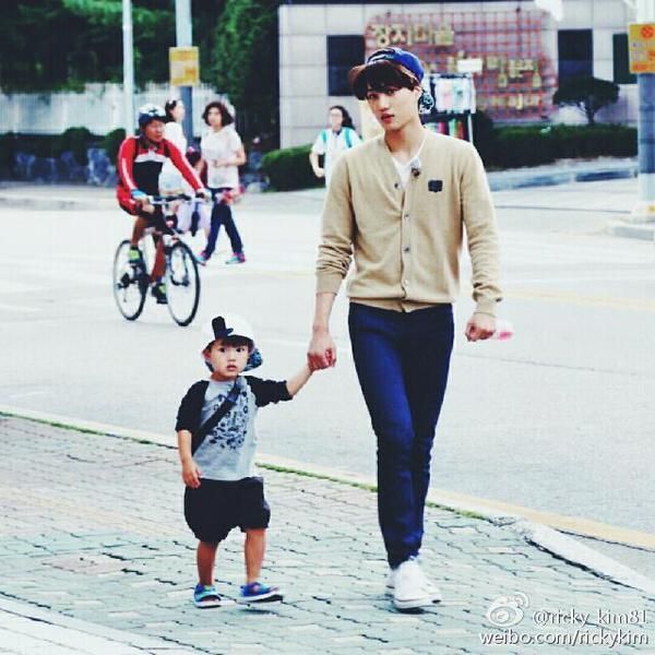 EXO's Kai reunites with his baby doppelganger in upcoming episode of ...
