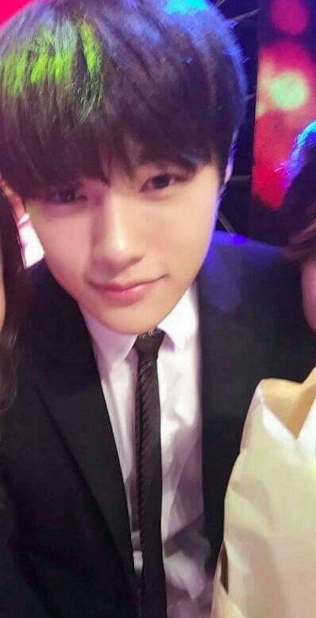 EXTREME Close-Up Photos Of INFINITE's L Go VIRAL In Korea - Koreaboo